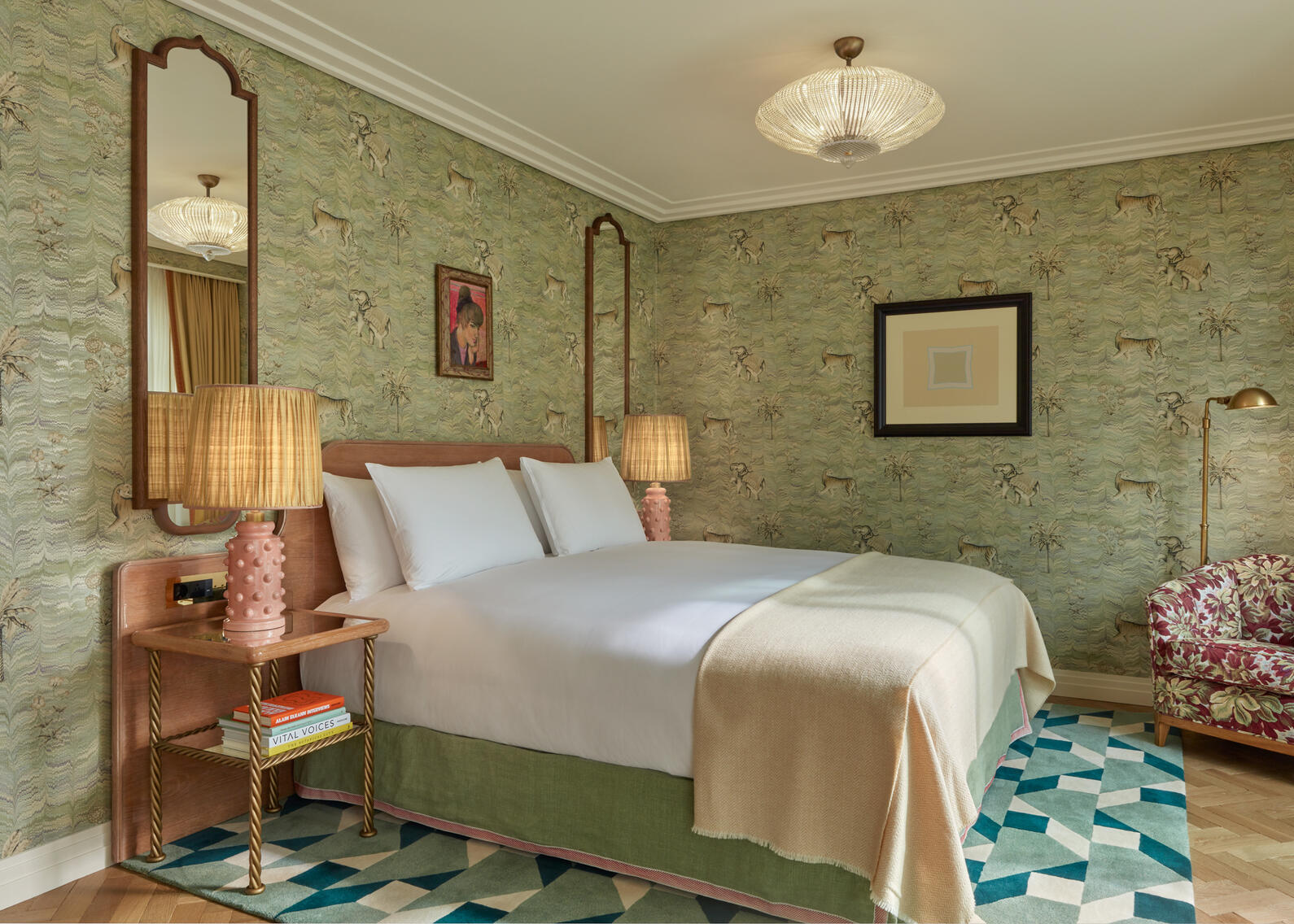 London Soho Hotel Rooms & Suites | Broadwick Soho